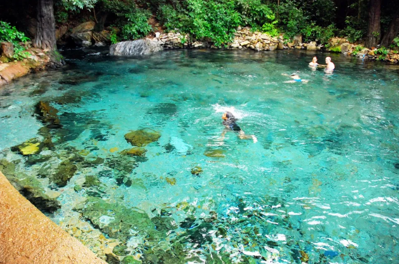 Onde fica o menor rio do Brasil? Cidade turística abriga a atração